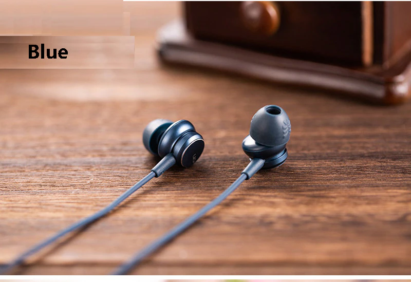 UiiSii HM 13 In-Ear Earphone (With Pouch)