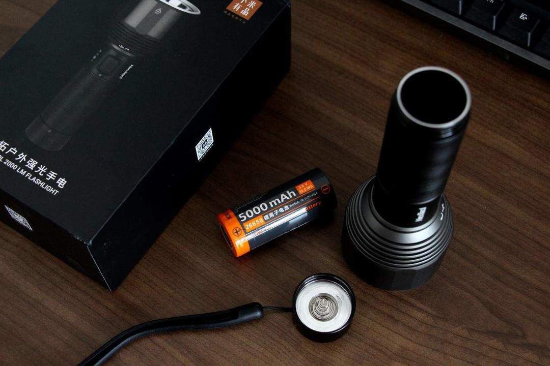 XIAOMI_Tactical Flashlight, 2000 Lumen Flashlights Portable Torch ...